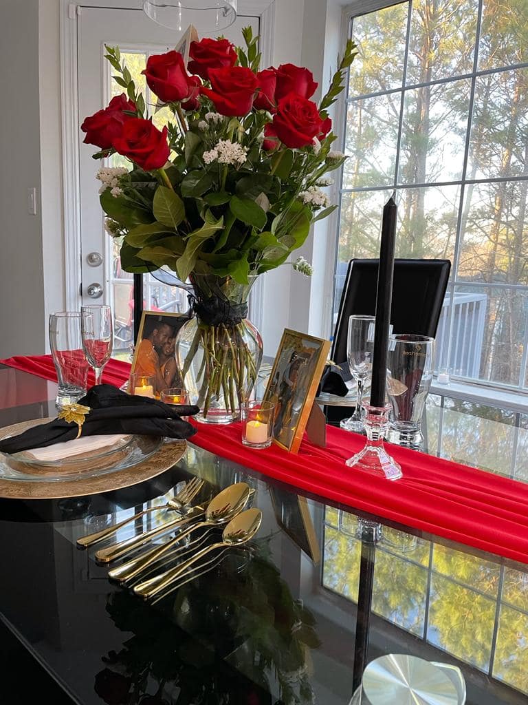 Romantic Dinner Table - Mesmerized Moments